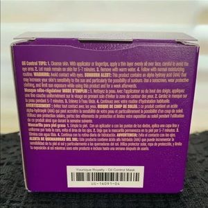 Younique | Skincare | Younique Royalty Oil Control Mask Full Size New ...